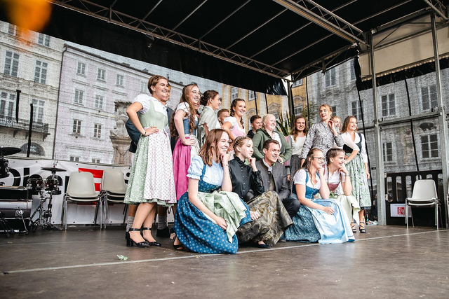 Landjugend Oberneukirchen: Landeserntedankfest Linz - Modenschau - Urfahr-Umgebung