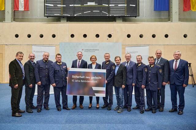 Sicherheit: Rund 300 neue Polizisten für Niederösterreich ...