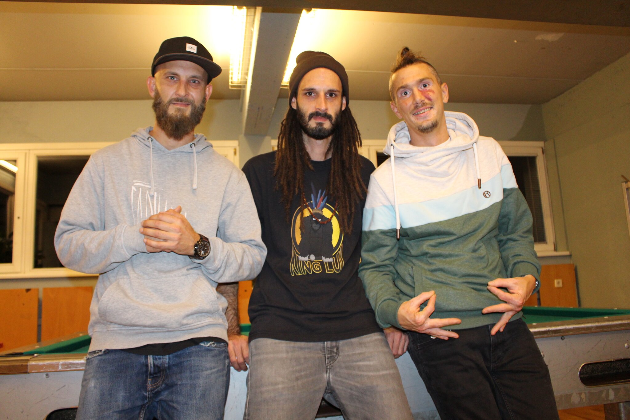 Rapper aus Düsseldorf zu Besuch im Park In: Rap-Konzertabend "Be(at ...