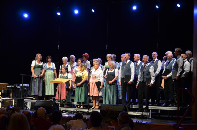 Chorkonzert vor vollem Haus: MGVfRAU Knittelfeld feiert Rückkehr auf ...