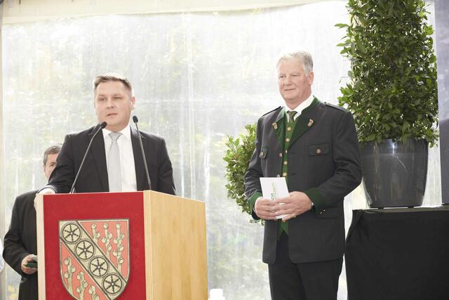 Bei Lebensparkfest: Der Josef-Gangl-Brunnen wurde feierlich enthüllt ...
