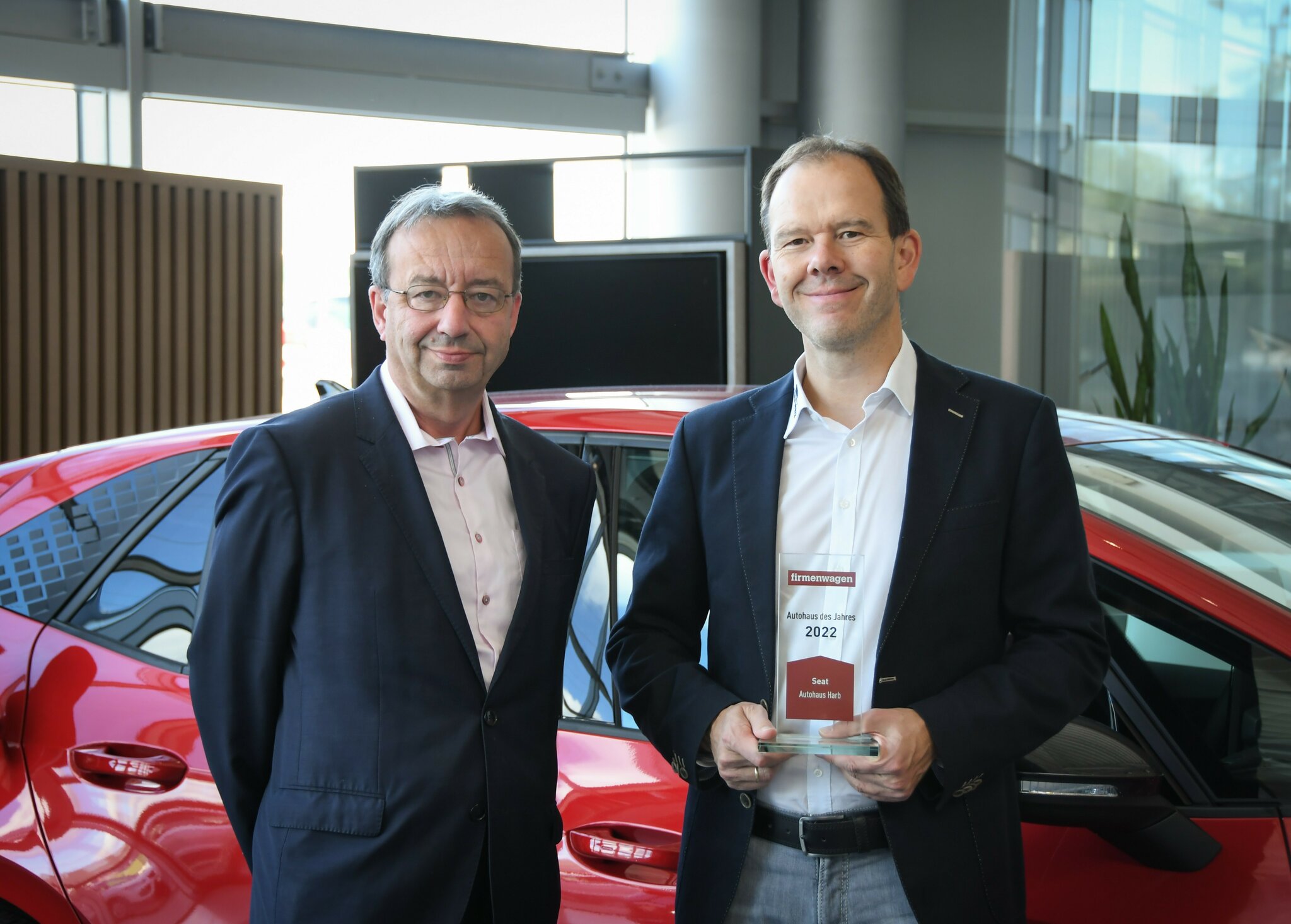 Auszeichnung: SEAT Harb ist "Autohaus des Jahres" - Weiz