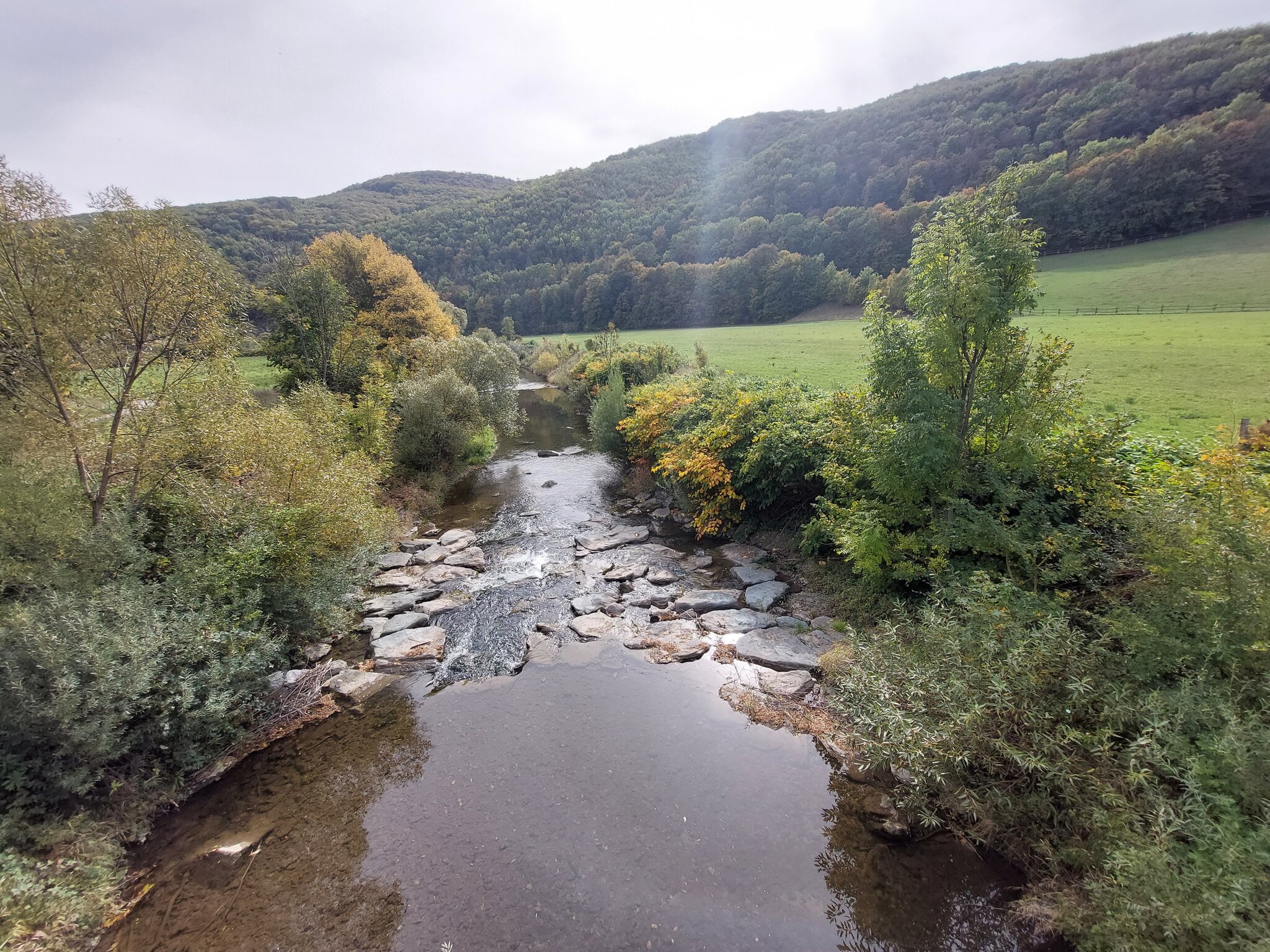 Herbstliche Radtour 2022: Entlang der Schwechat durch das Helenental ...