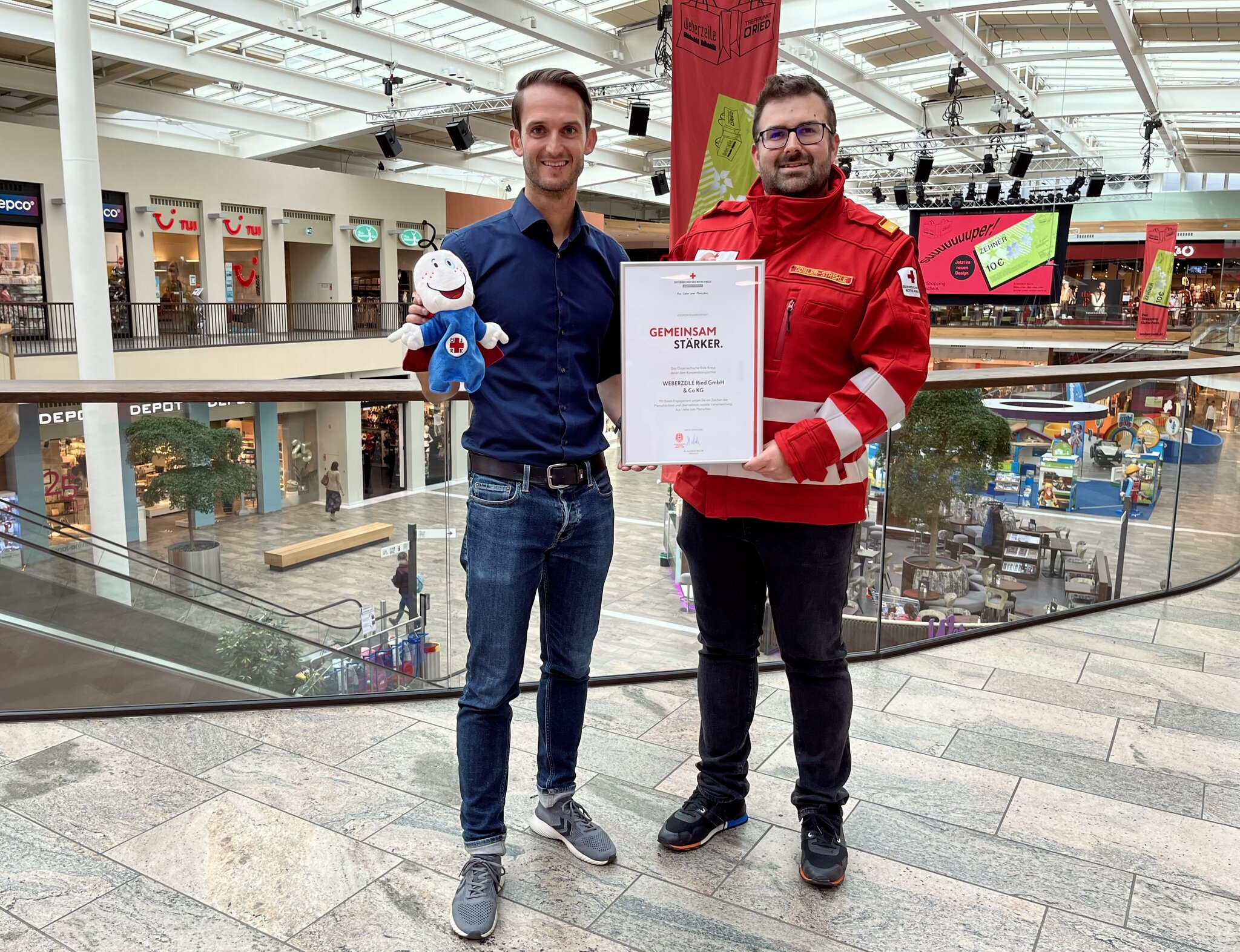 Ried im Innkreis: Weberzeile und Rotes Kreuz verlängern Partnerschaft ...