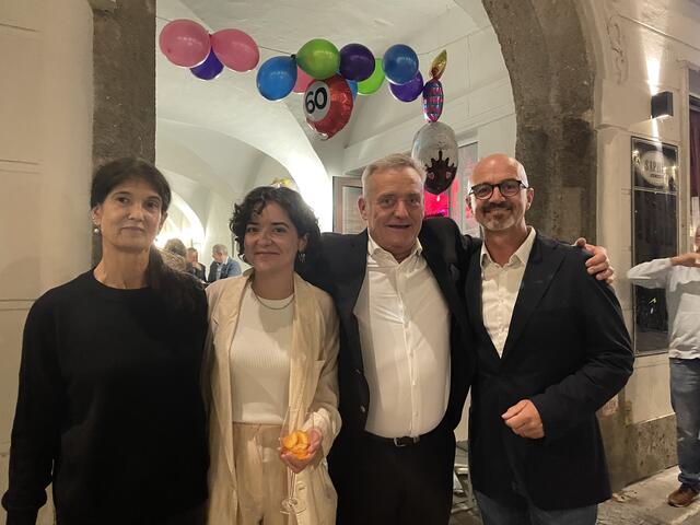 Ernst Hinterberger: Welser Mode-Pionier im Club der 60er - Wels & Wels Land