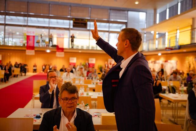 ÖGB Landeskonferenz: Peter Eder mit 96,95 Prozent als ...