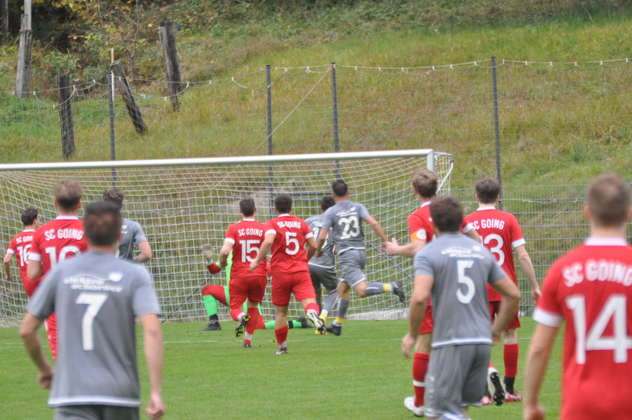 Fußball - Meisterschaft: Derby-Sieger und -Verlierer - Kitzbühel