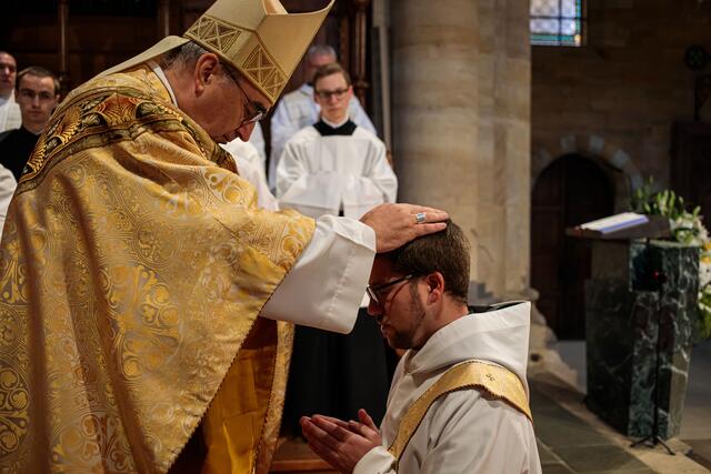 Diözese Graz-Seckau: Bruder Benedikt zum Priester geweiht - Murtal