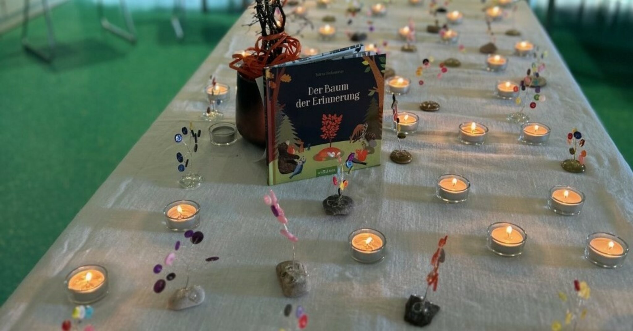 Ballone Richtung Himmel: Gedenkfeier für verstorbene Kinder im ELKI ...