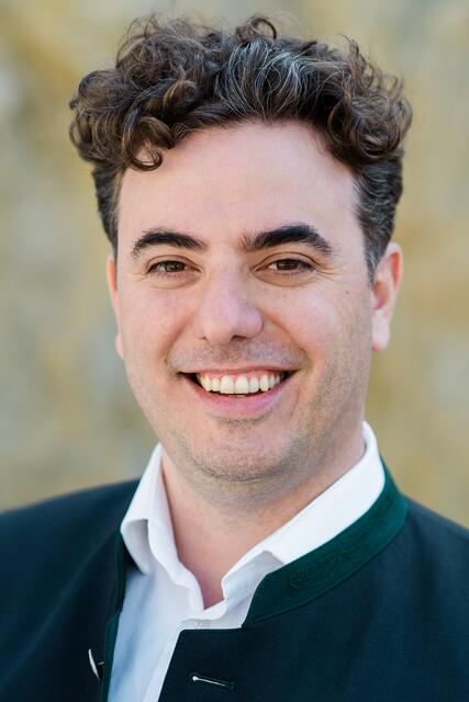 Amethyst Welt Maissau:: Florian Hengl übernimmt interimistisch die ...