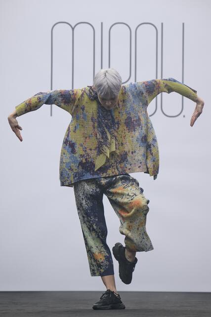 Mirou Fashion Show auf der Straße: M. Baumgärtner „Ich folge keinem ...