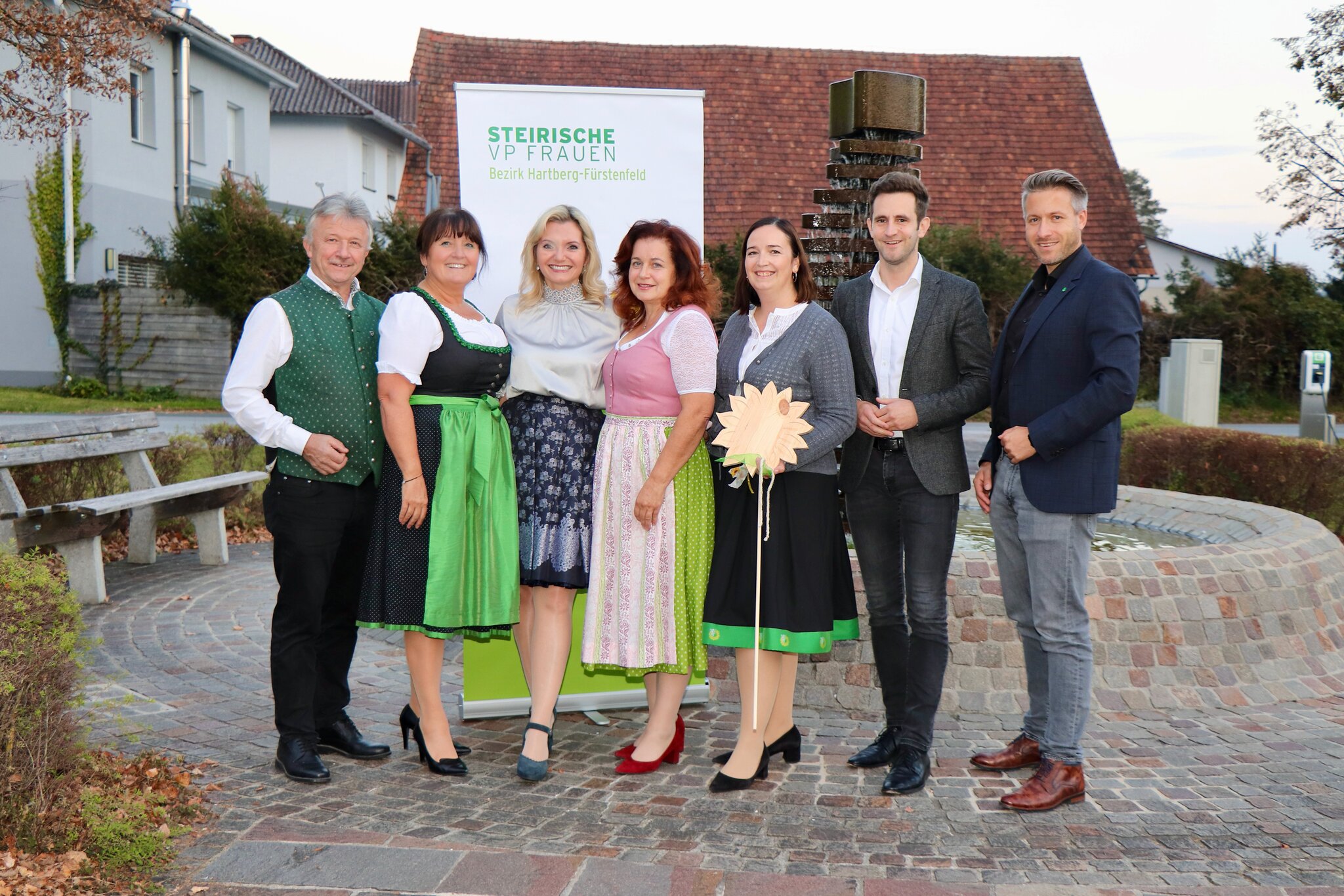 Wechsel an der Spitze: VP-Frauen sind unter neuer Leitung - Hartberg ...