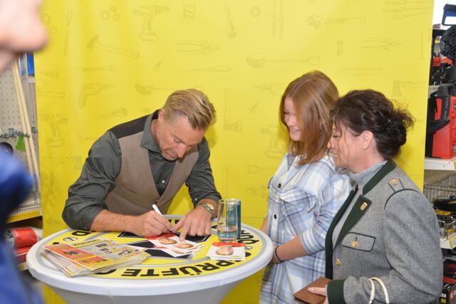 Neu in der Arena Fohnsdorf: Großer Kunden-Ansturm bei Zgonc-Eröffnung ...