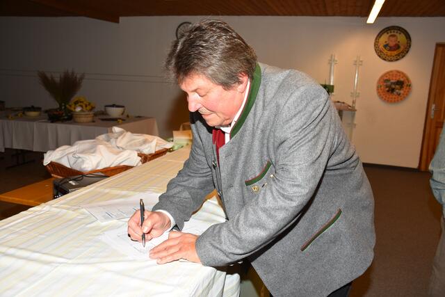 Teilnehmerrekord bei den Schützen: Victoria Lindner und Roland Raab ...