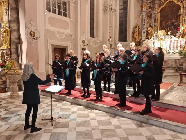 Benefizkonzert in Fulpmes: Pro Arte Chor konzertierte in der Kirche ...