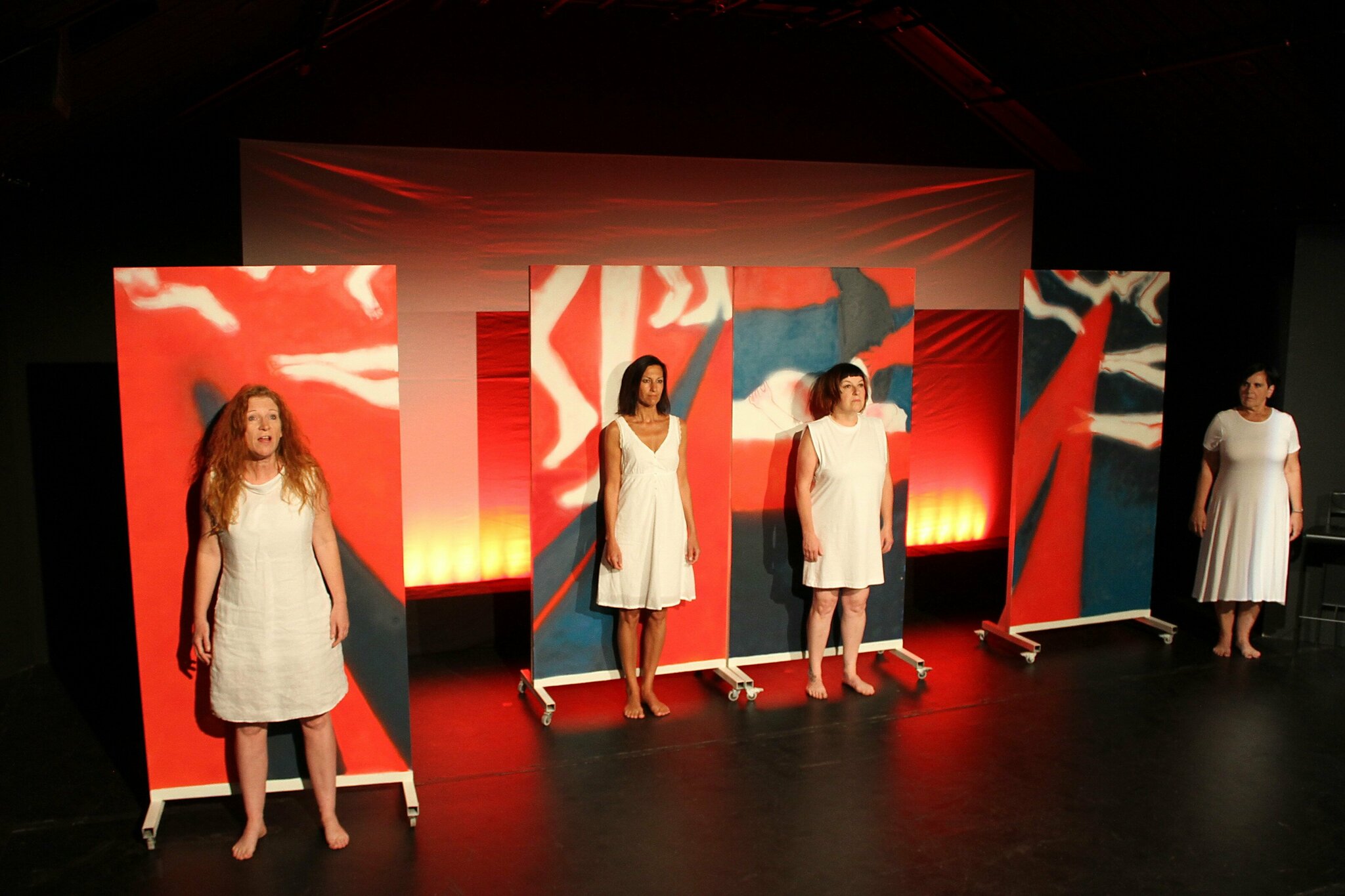 Bertolt-Brecht-Abend: Mütter, Jungfrauen, Huren und... - Deutschlandsberg