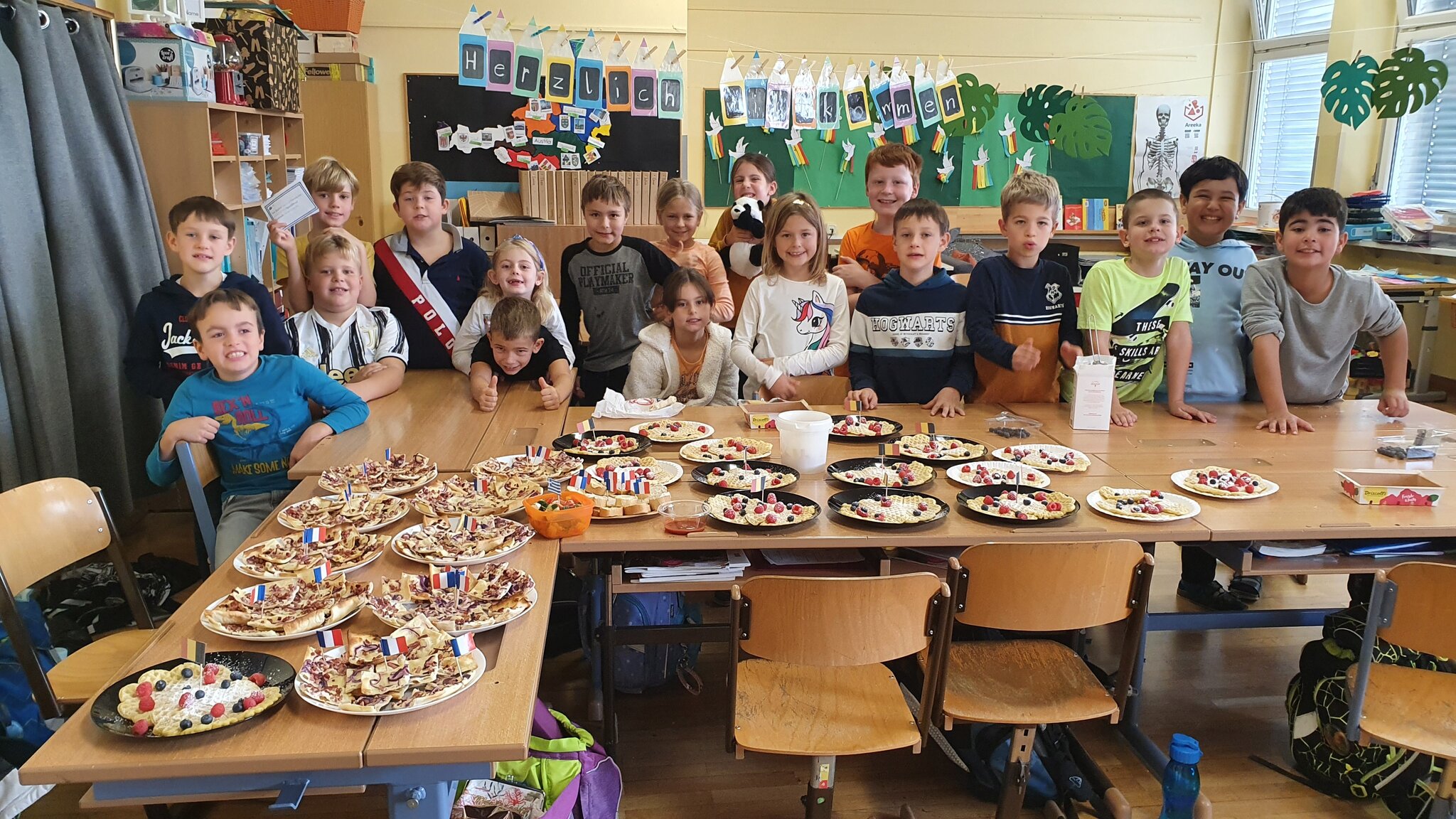 Volksschule Oberwart: European Brunch mit zehn verschiedenen Speisen ...