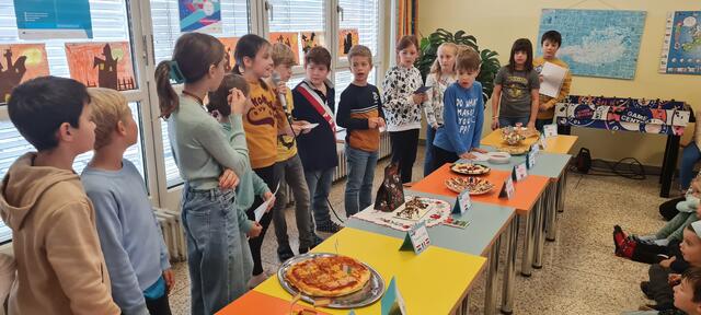 Volksschule Oberwart: European Brunch mit zehn verschiedenen Speisen ...