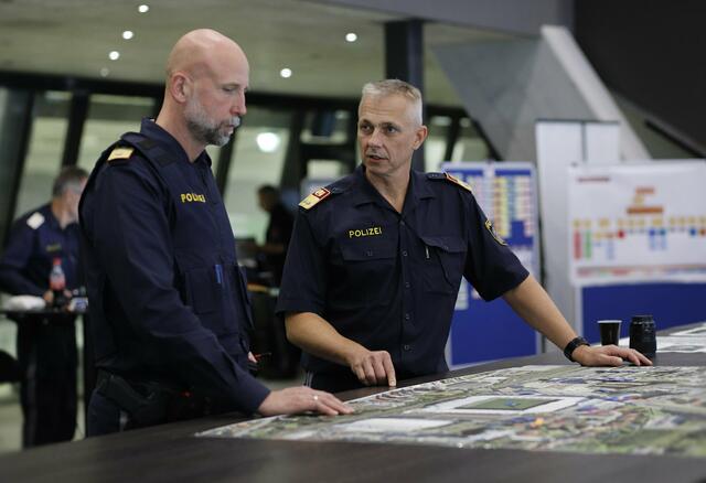 GAK gegen Sturm: Verkehrssperren und Sicherheitszone bei Grazer Derby ...