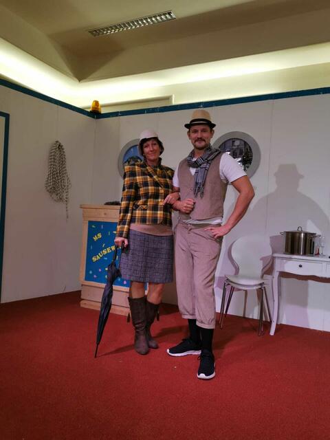 Komödie: Theater Lasberg lässt Schiff über Bord gehen - Freistadt