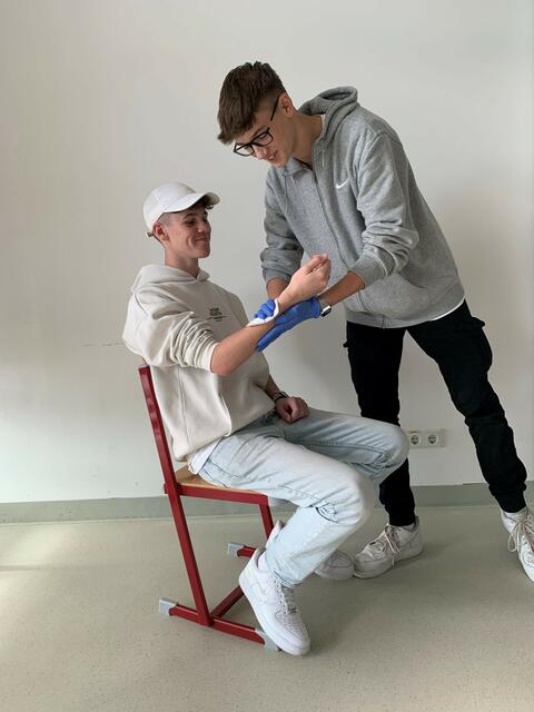 Im Ernstfall anpacken: Erste Hilfe Kurs im Pannoneum Neusiedl am See ...