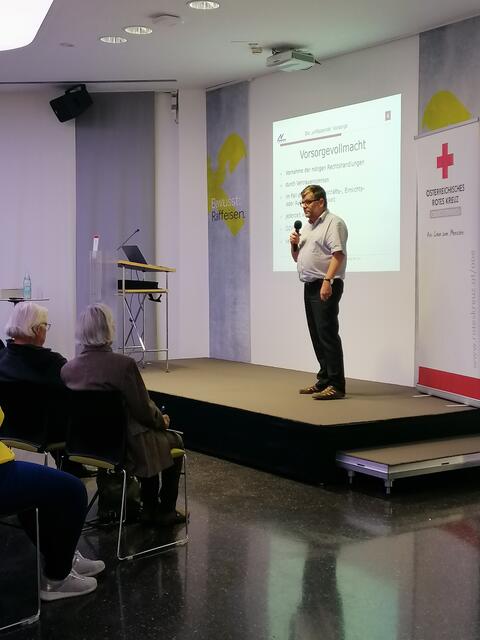 Rotes Kreuz Ried: Berthold Hauser informierte über Erbrecht und ...