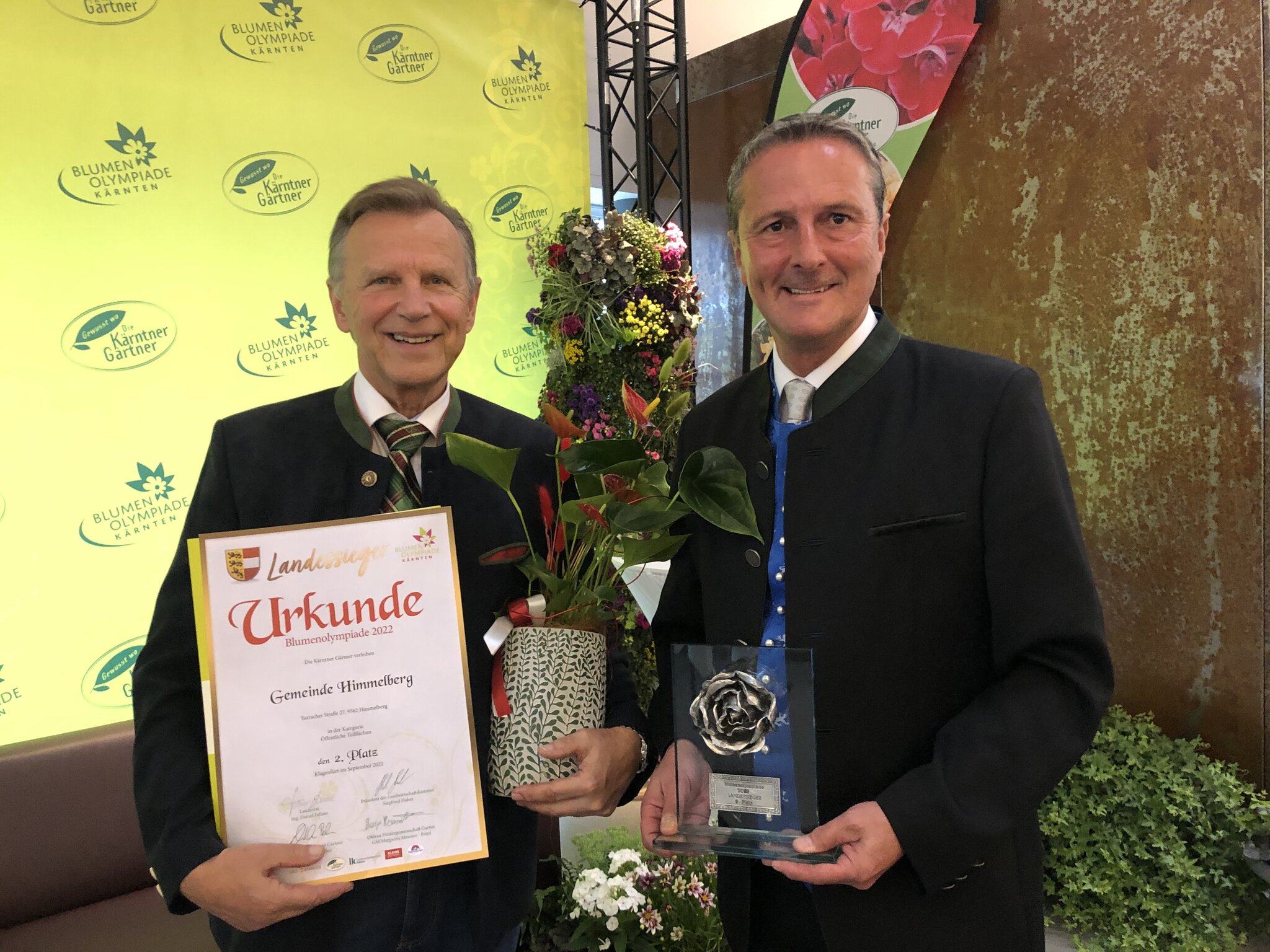 Gemeinde Himmelberg: Wandertag, Auszeichnung und neuer Wirt - Feldkirchen