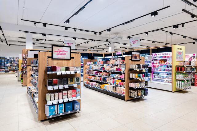 Neues Shop-Desgin: BIPA Filiale in der Landecker Flirstraße neu eröffnet - Landeck