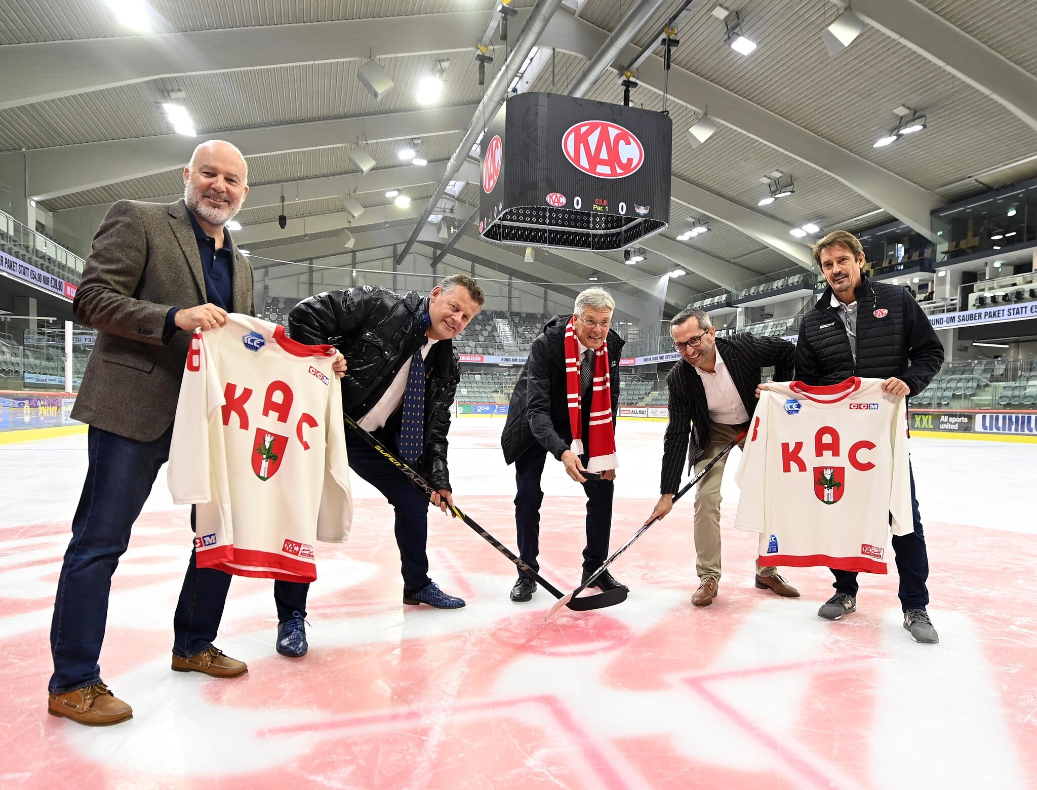 "Lachendes und weinendes Auge": Top-moderne Heidi Horten-Arena wird ...