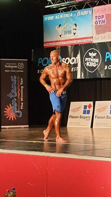 Bodybuilder Wolfgang Janesch: Mit 57 Jahren erstmals auf der Sport ...