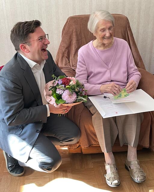 Gratulation!: Meidlingerin Maria Kolar feiert ihren 106. Geburtstag ...