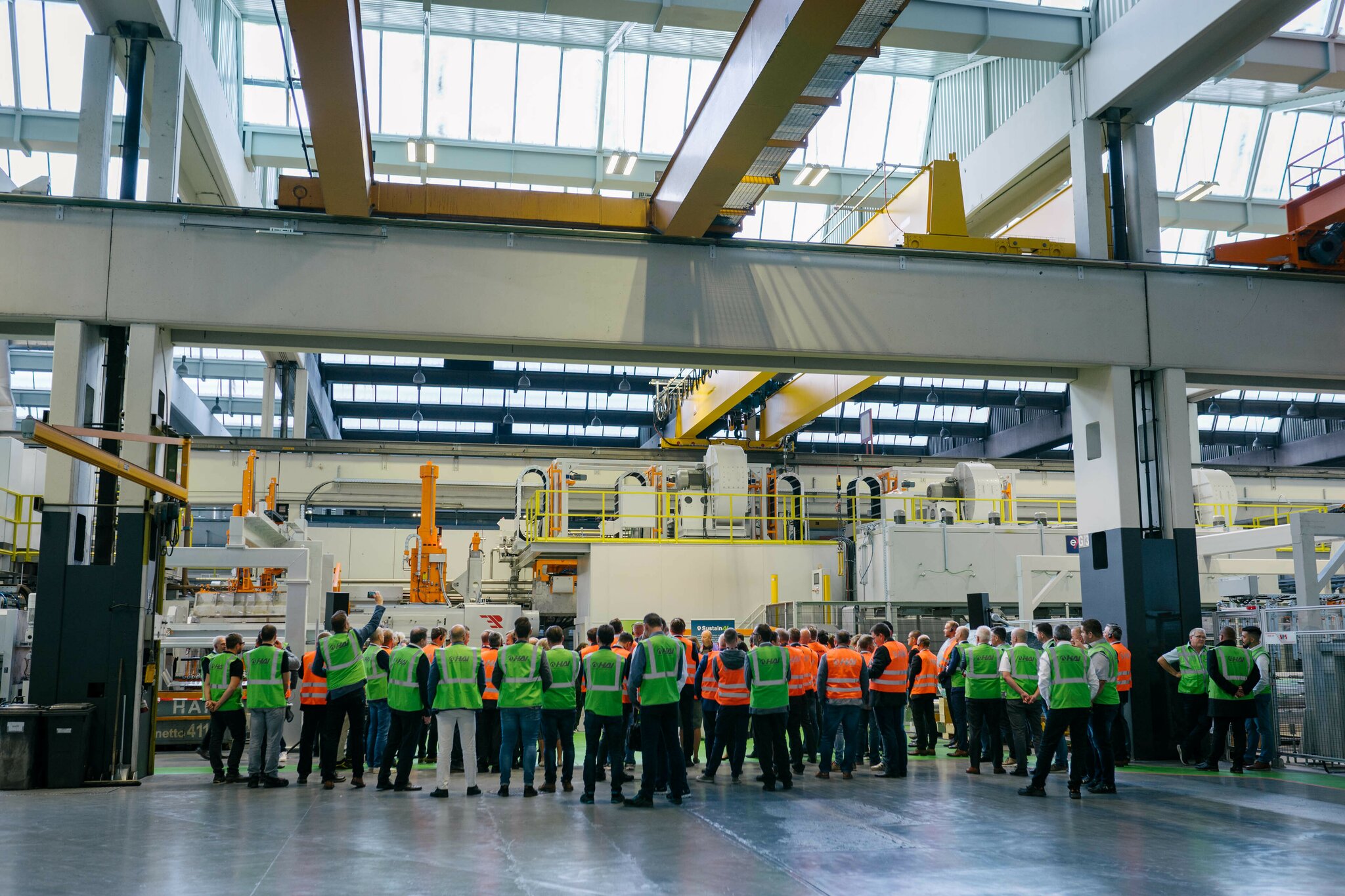 HAI feiert: Eröffnung neuer Strangpresslinie in Ranshofen - Braunau