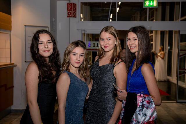 Große Bildgergalerie: Das war der Maturaball des Mössinger Gymnasiums ...