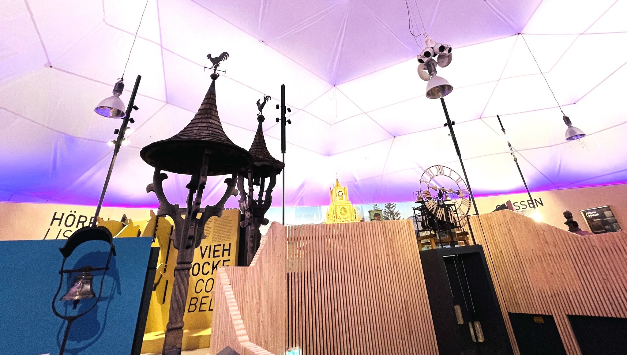 Waidring - Biatron/Glockendorf: Offene Türen beim Glockendorf Tirol ...