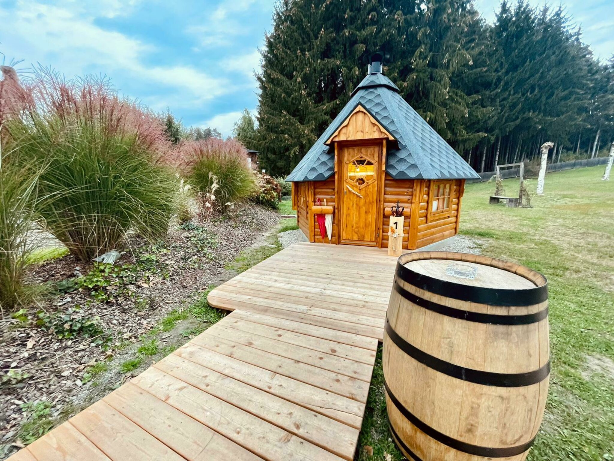 Noricum Grillhütte: Betriebsausflug mit Hüttenzauber und Grillgaudi ...