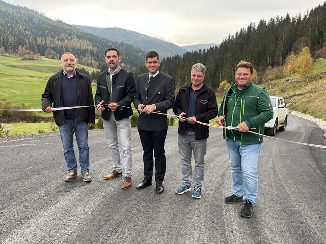 Metnitz: Güterweg „Lindenwirt-Neubergner“ saniert und eröffnet - St. Veit