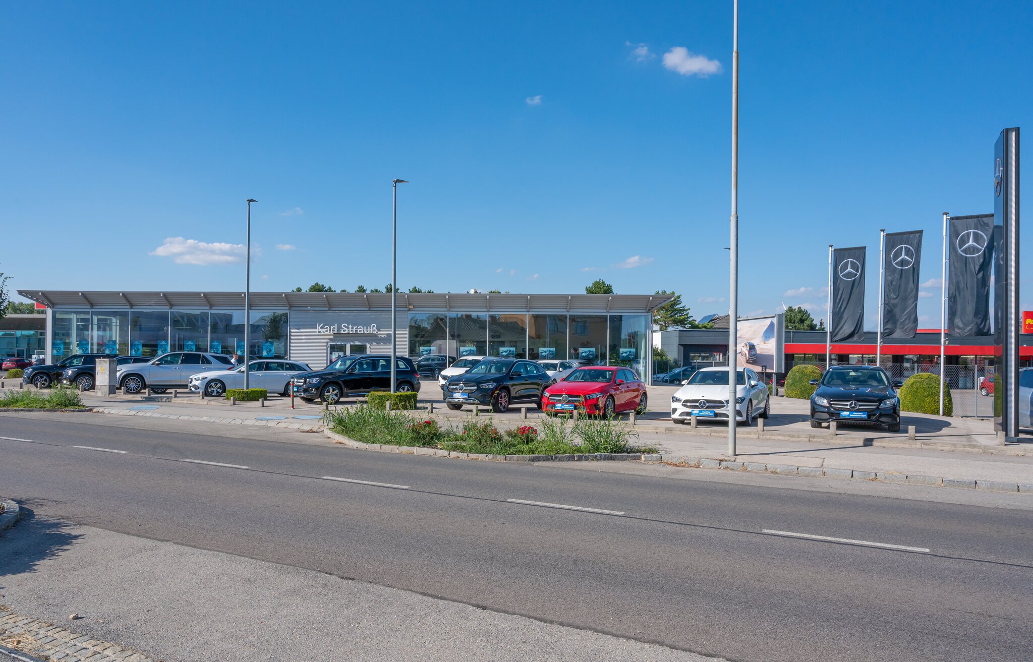 Ein Viertel Jahrhundert: Happy Birthday, Autohaus Strauß - Korneuburg