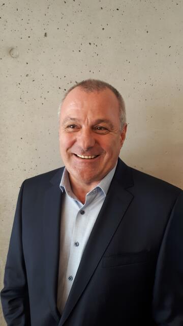 Floridsdorf: Leiter Erwin Roßmann über 20 Jahre SOS Kinderdorf in Wien ...