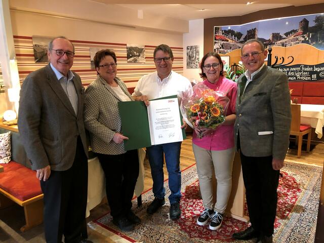 10-jähriges Firmenjubiläum: Keller am Rathausplatz hat Grund zum Feiern ...