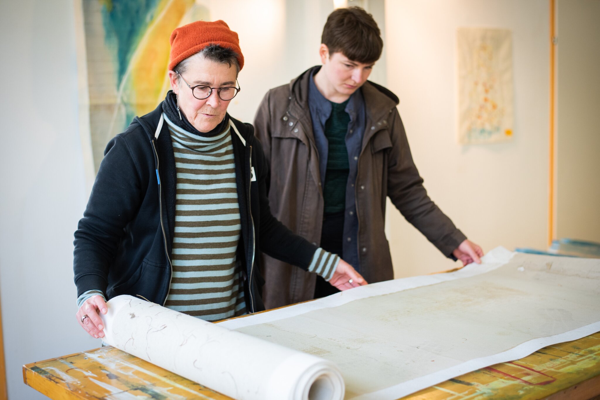 Kulturhauptstadt 2024: Zu Besuch in den Ateliers "Alte Weberei" in ...