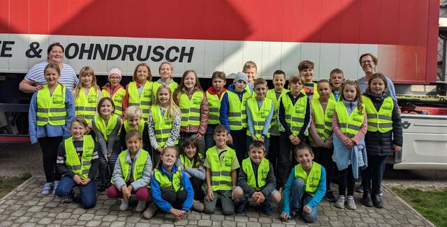 Wirtschaftskammer: "Lkw in der Schule" zu Gast in der VS Gattendorf ...