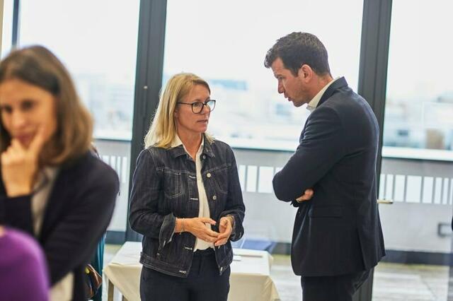 Barrierefreiheit: Vorbilder vor den Vorhang: Kottingbrunn wurde geehrt ...