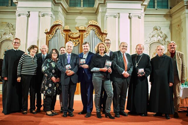 Bezirk Melk: Lesung zu Ehren von Abt em. Burkhard Ellegast - Melk