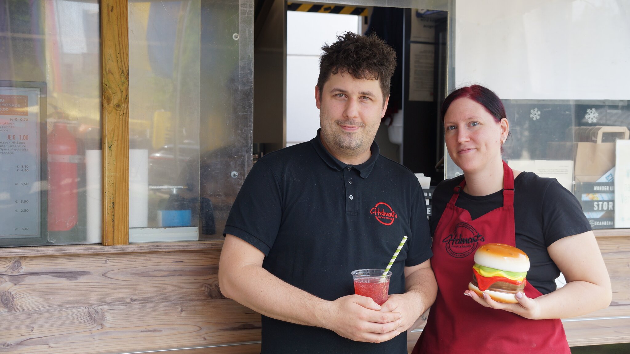 Burger-Rückkehr: Helmarts ist zurück: Ab jetzt wieder Burger in ...