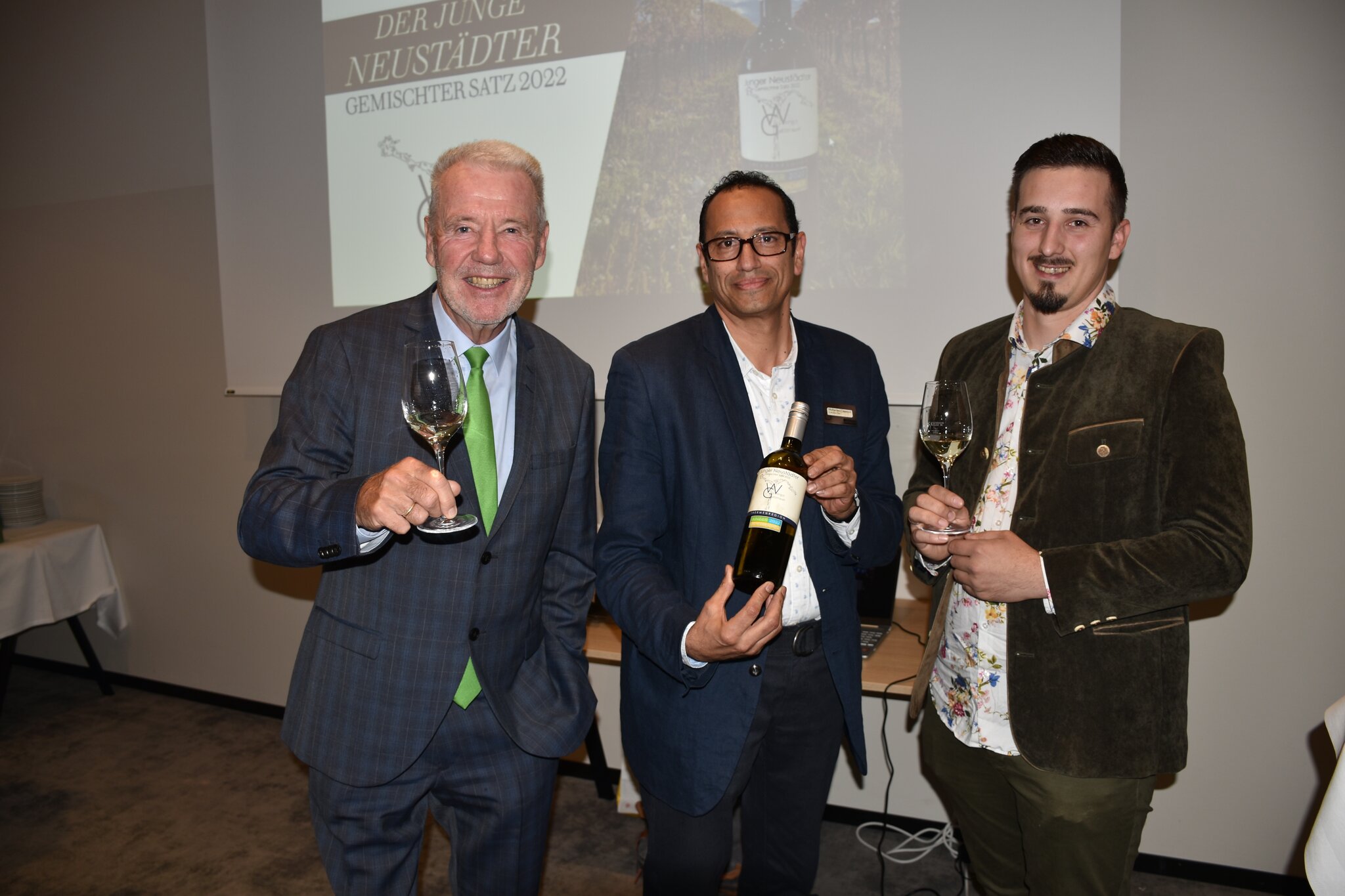 Präsentation des Wiener-Neustadt-Weines: Der junge süffige Neustädter ...