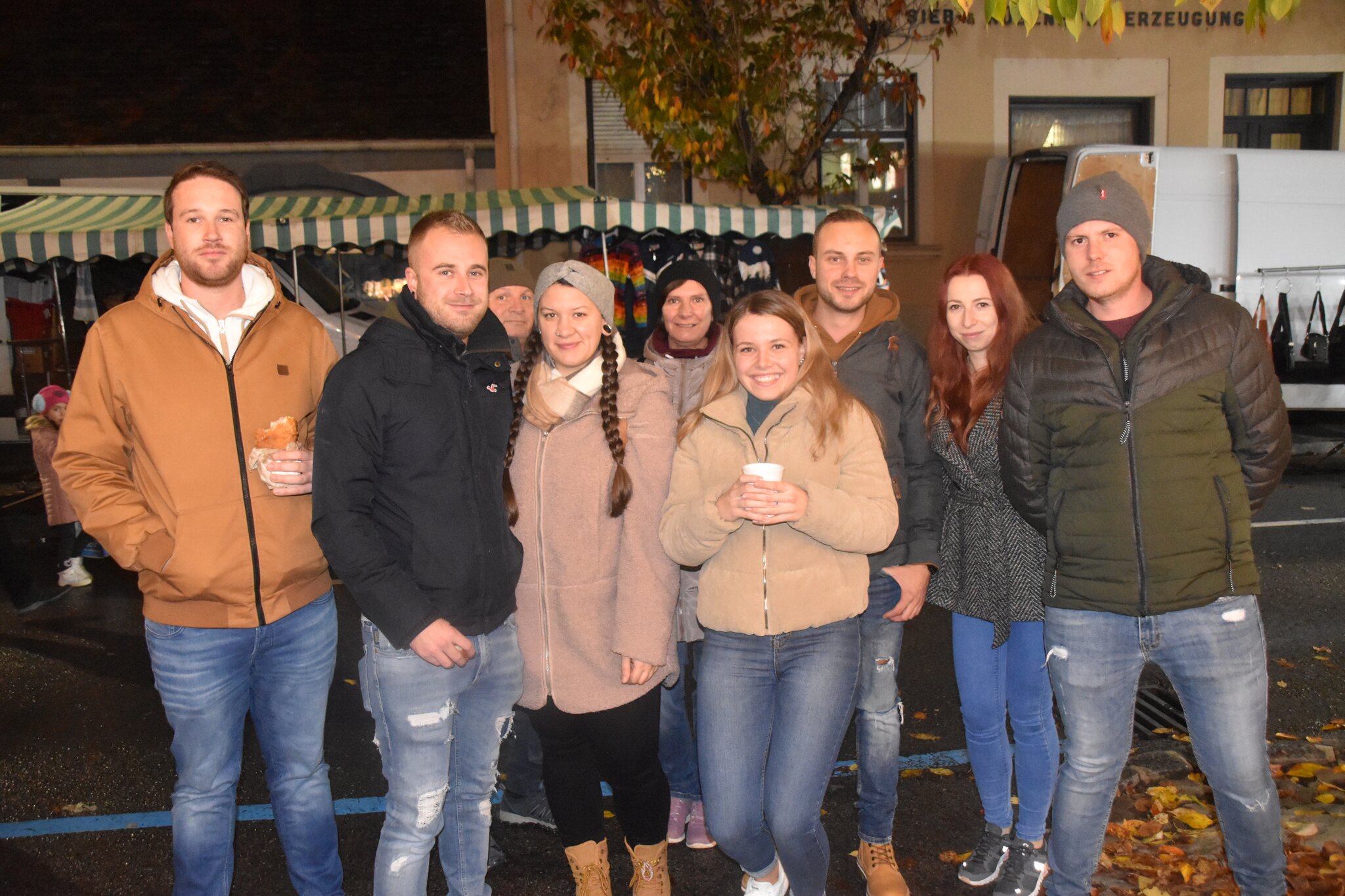 Pinkafeld: Martinikirtag lockte mit Schnäppchen und vielen Standln ...