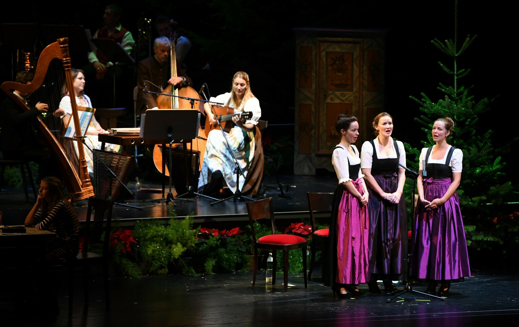 OÖ Seniorenbund: Großes Adventsingen im Musiktheater Linz - Oberösterreich