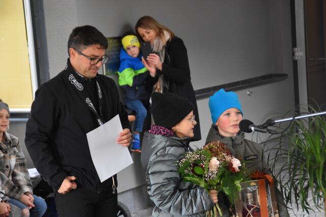 Wirtschaft: Tag der offenen Tür in der neuen Volksschule Hart - Schwaz