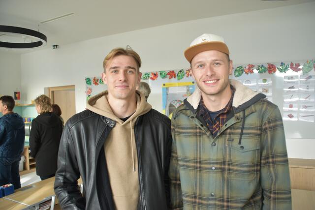 Wirtschaft: Tag der offenen Tür in der neuen Volksschule Hart - Schwaz