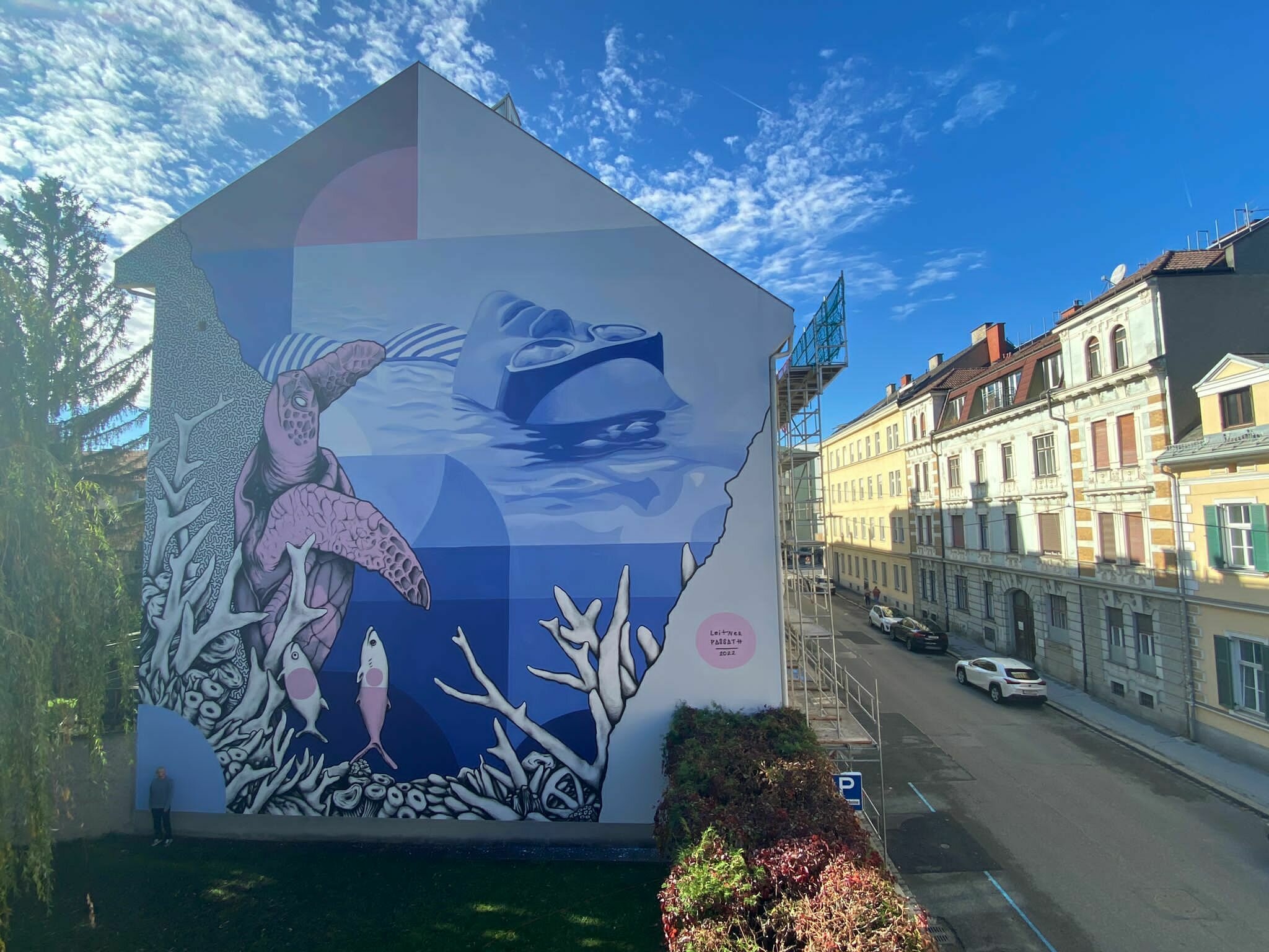 Farbenfreude: Graffiti-Künstler Gernot Passath macht Grazer Wände bunt ...